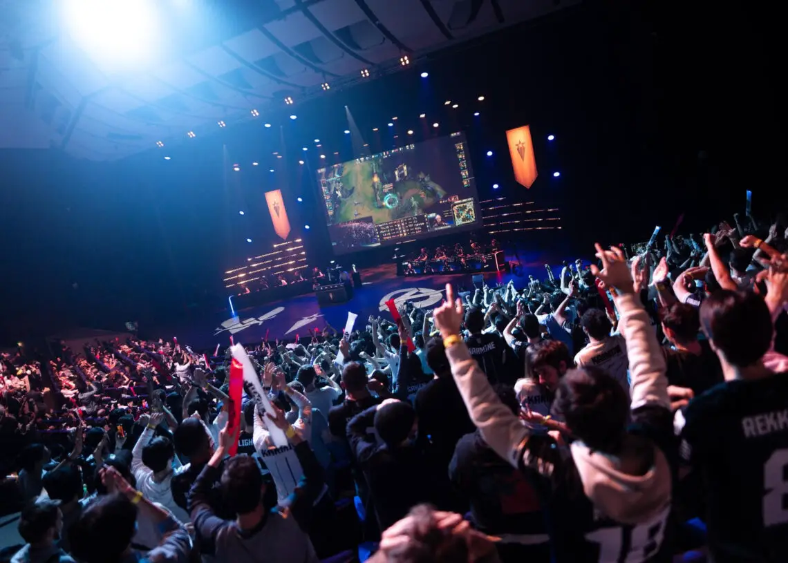 Caliste : « On a montré le vrai visage de la Karmine Corp » - E.SPORT.FR