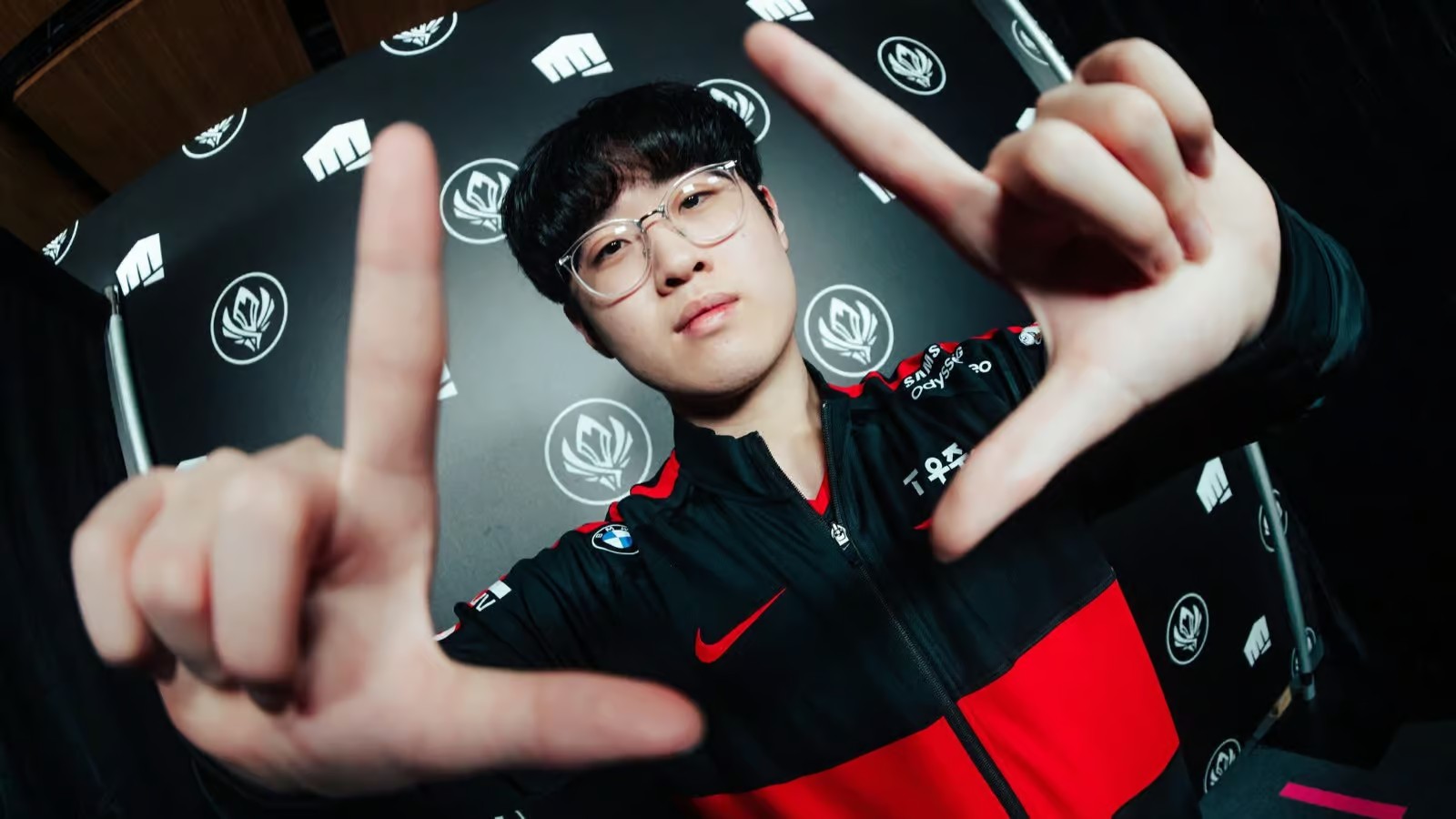 3-1, un Zeus XXL envoie T1 en finale de la LCK ! - E.SPORT.FR